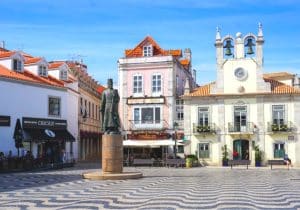 Cascais Scavenger Hunt and Sights Self-Guided Tour