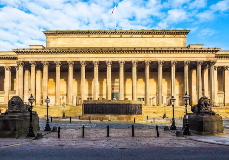 Liverpool Scavenger Hunt and Sights Self-Guided Tour